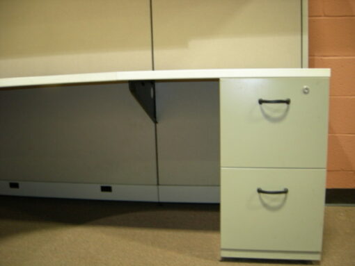 #123 Steelcase Answer Workstation - Office Solutions Inc