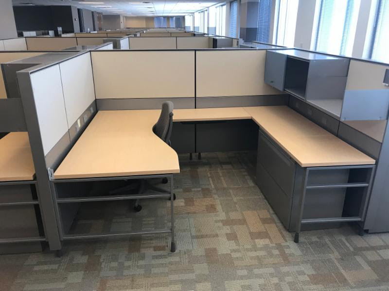 #200 Herman Miller Canvas Monolithic Workstations - Office Solutions Inc