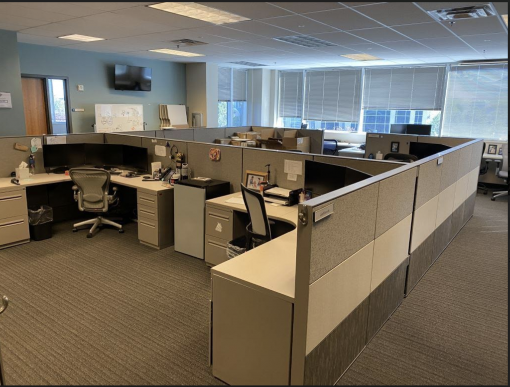 #268 Haworth Compose Corner Stations - Office Solutions Inc