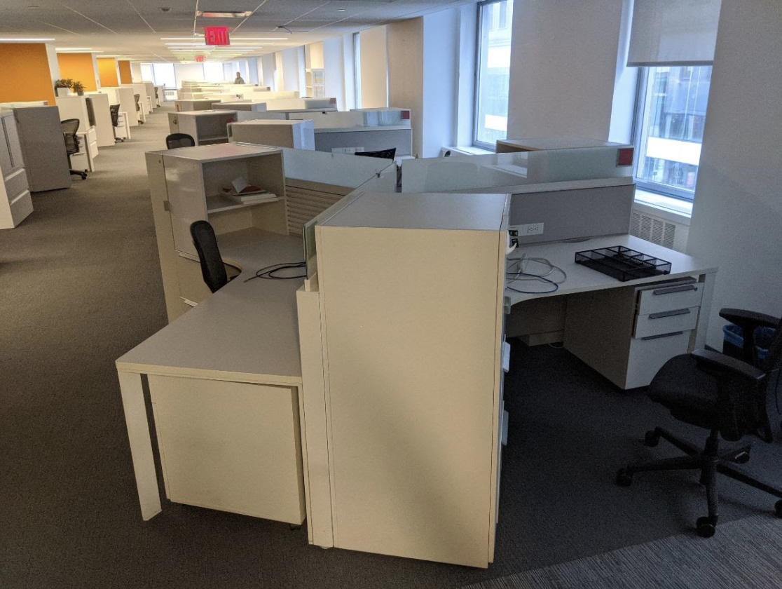 #290 Teknion Leverage 120° Workstations - Office Solutions Inc