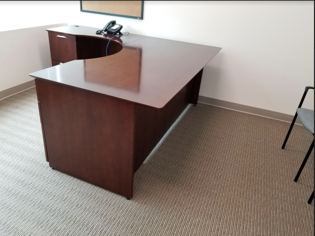 Executive Primary Desk - Office Solutions Inc