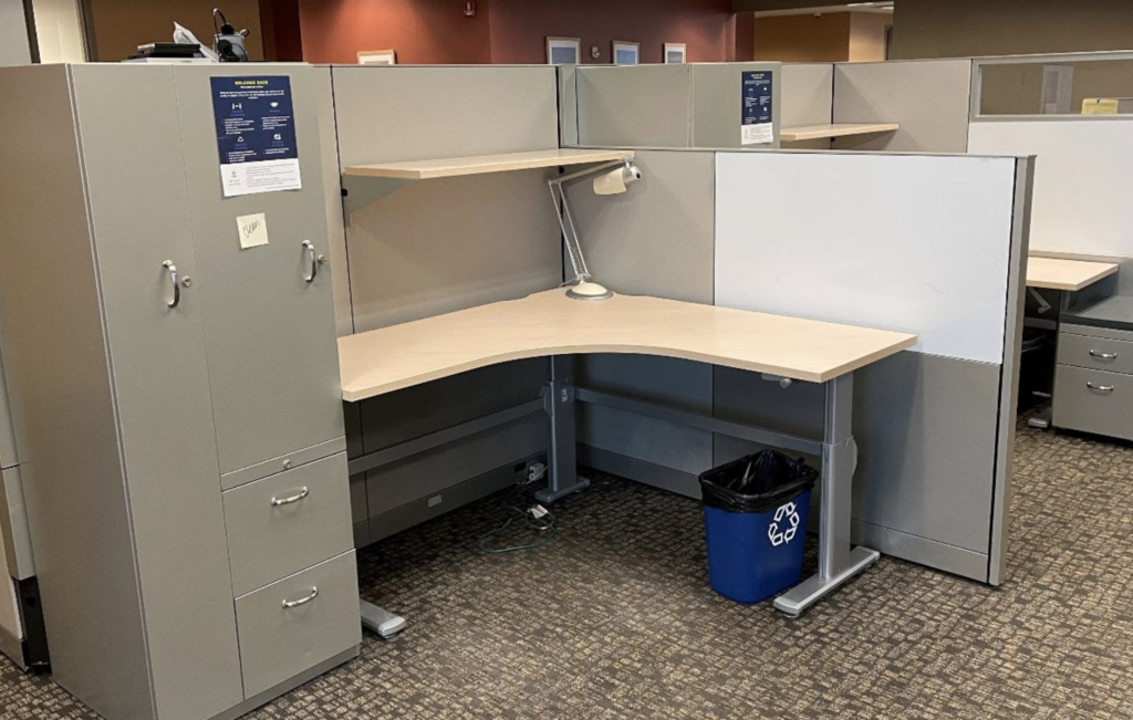 #390 Steelcase Answer - Office Solutions Inc